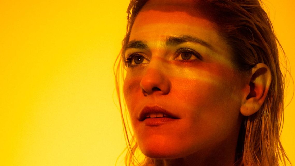 Rocío Igarzábal se renueva con su single "Amor Libre" | Caras