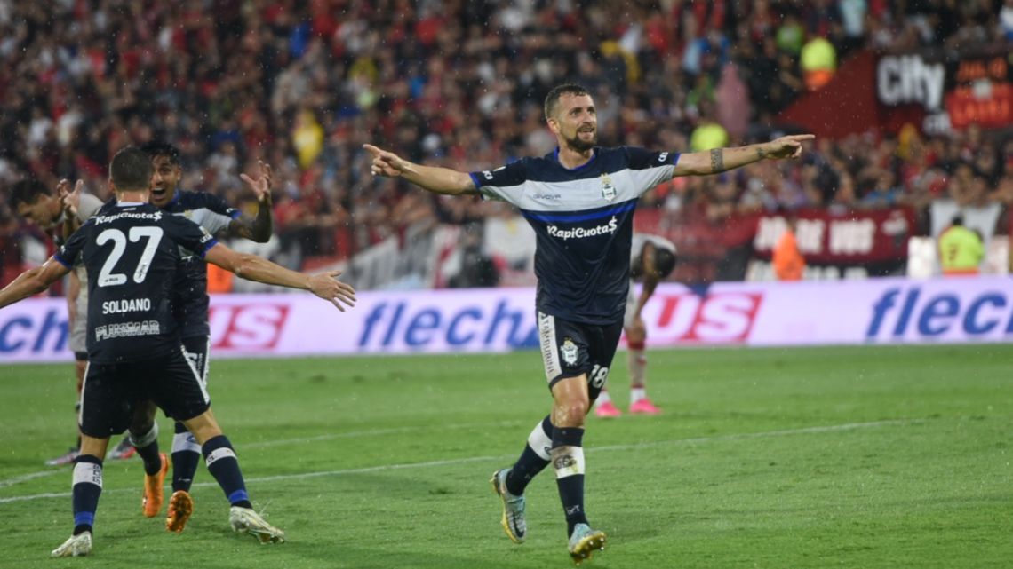 Colazo salvó a Gimnasia del descenso pero se desgarró en el intento | 442