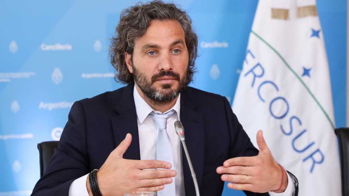 Cafiero criticó la reunión de Milei con Cameron: “Un presidente no se ...