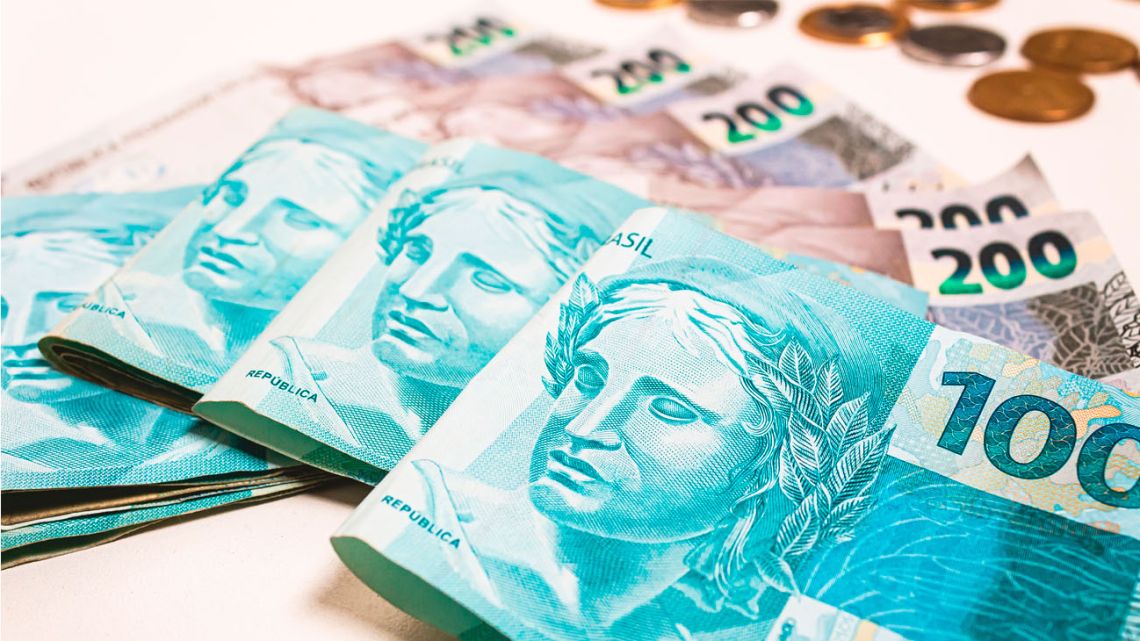 A cuánto cerró el real blue hoy, viernes 21 de febrero de 2025 | Perfil