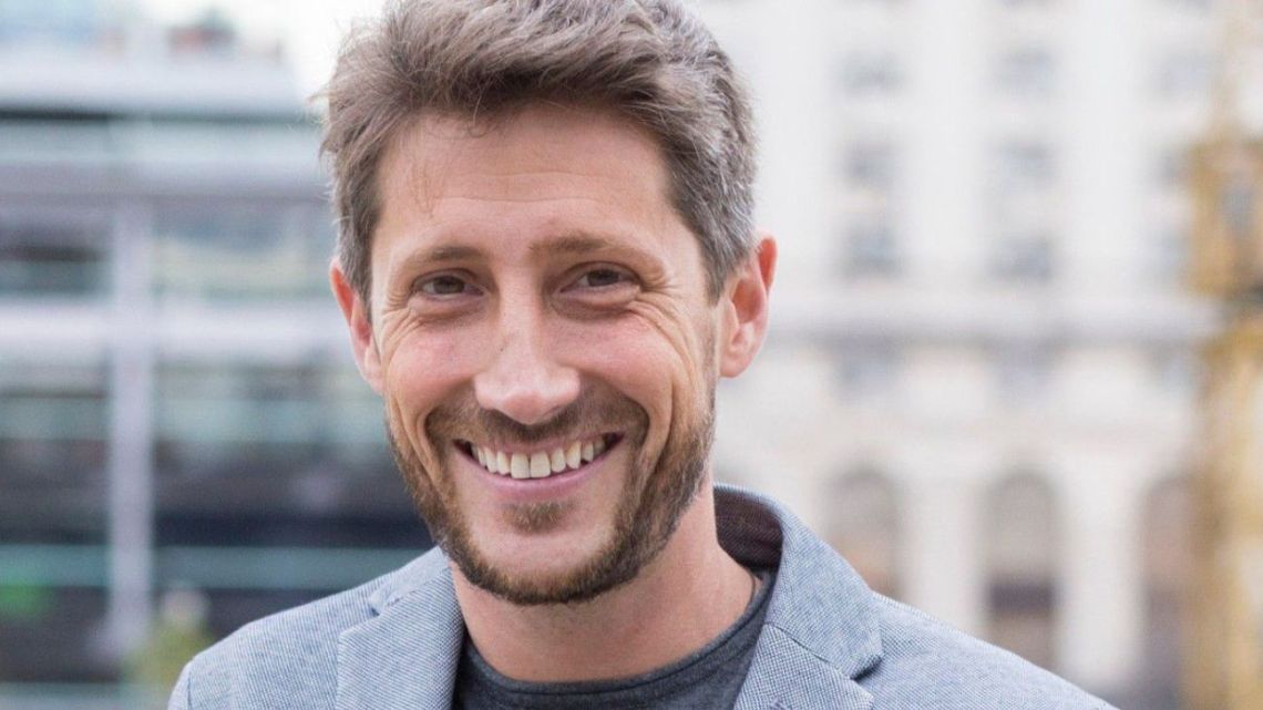 Hernán Letcher: "Hay una decisión política de planchar los salarios ...