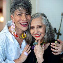 Luz Arias: el universo de la joyera contemporánea que crea piezas ...