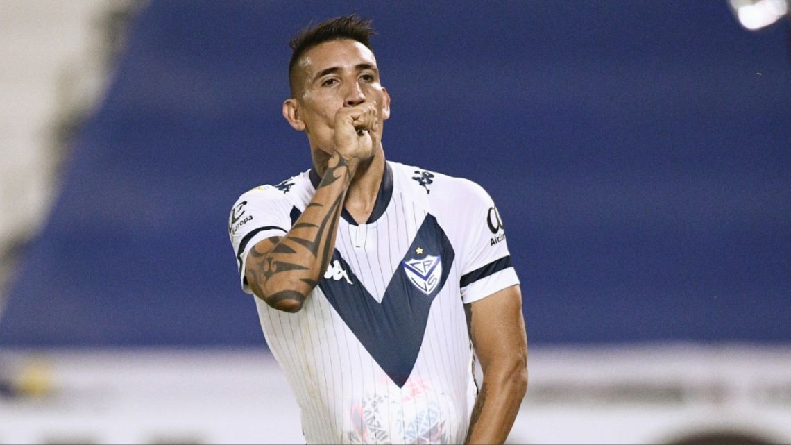 El regreso de Ricky Centurión: el DT de Vélez lo citó para jugar por ...