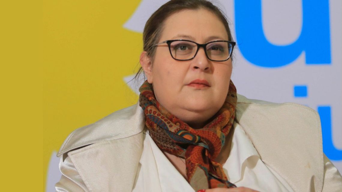 Peñafort: "Muchas cosas que hace el Gobierno serían para una comedia ...