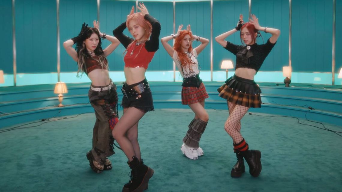 El grupo ITZY impactó con el video de "Mr. Vampire" antes del ...