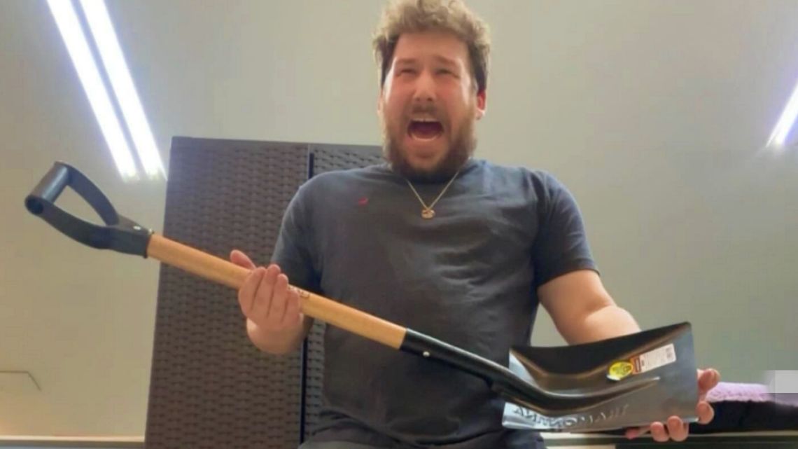 Lucas Upstein: "Hay muchos que logramos vender entradas y vivir de la comedia gracias a las ...