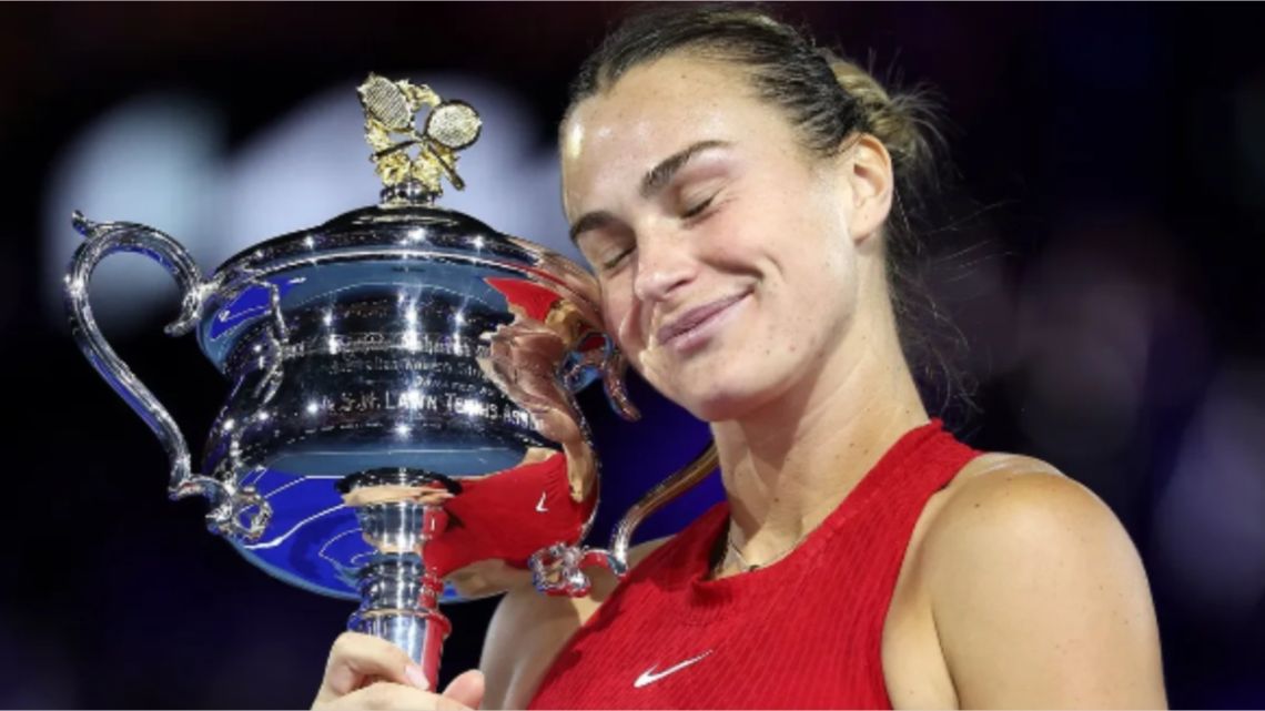 Sin ceder ni un solo set en todo el torneo, Ayrna Sabalenka se consagró bicampeona del ...