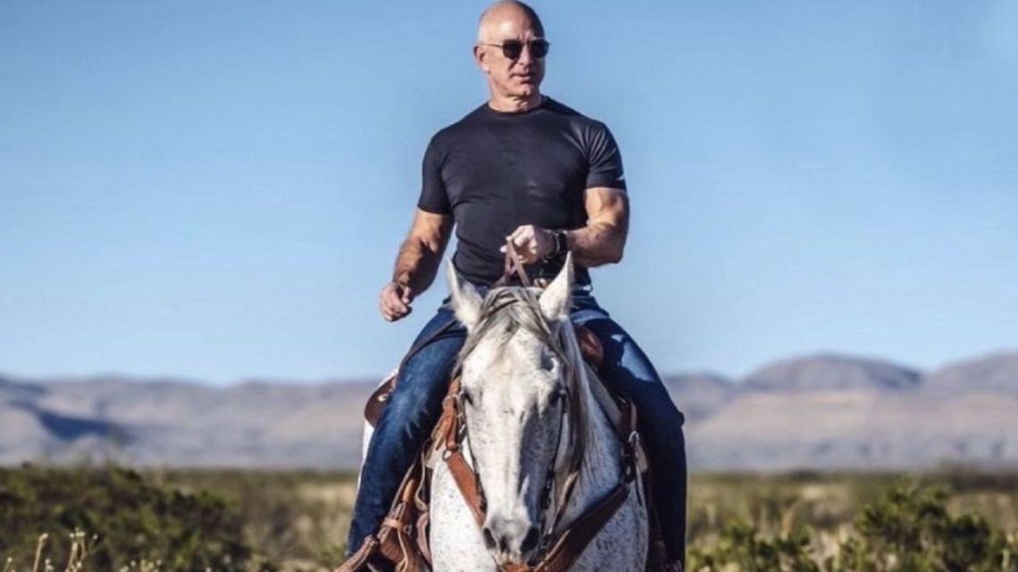 Cuántos años tardaría Jeff Bezos en acabar su fortuna, si gastara 1 ...