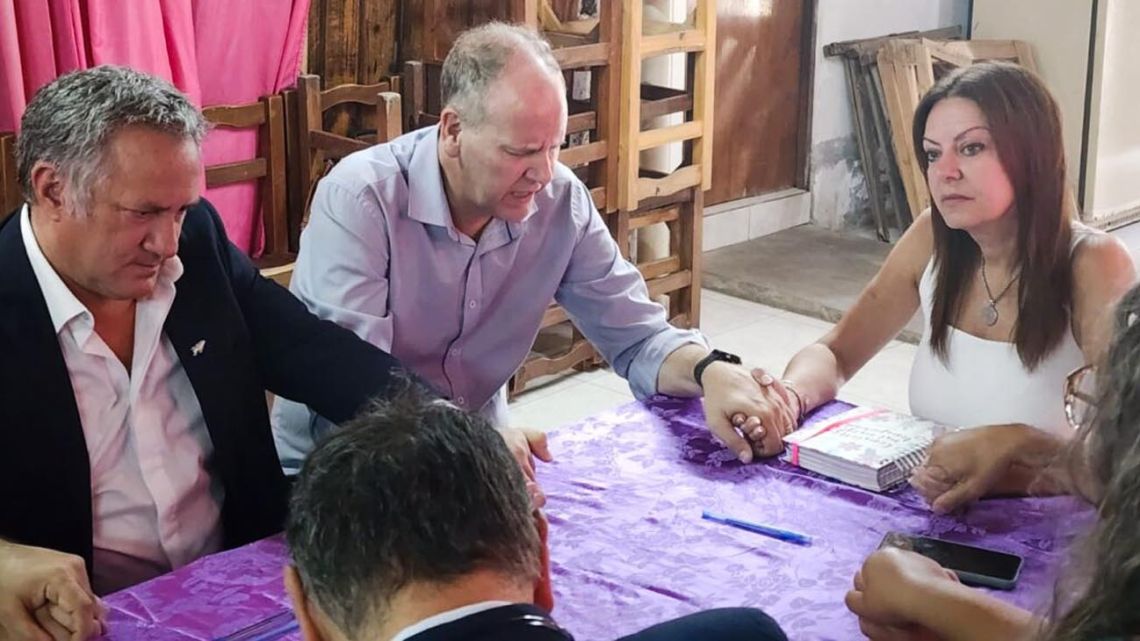 "Uno por uno": Pettovello deberá recibir a más de 3.000 personas con ...