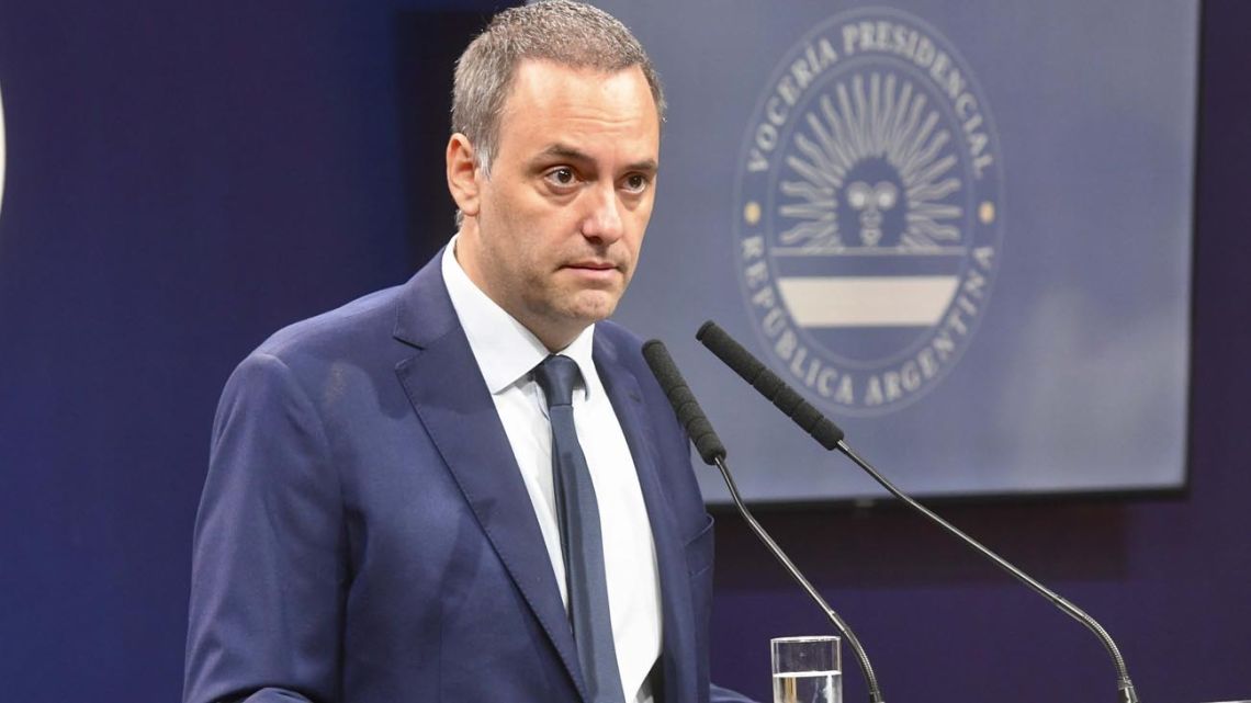 Manuel Adorni defendió a Javier Milei: "Tenemos respeto por la libertad de expresión" | Perfil