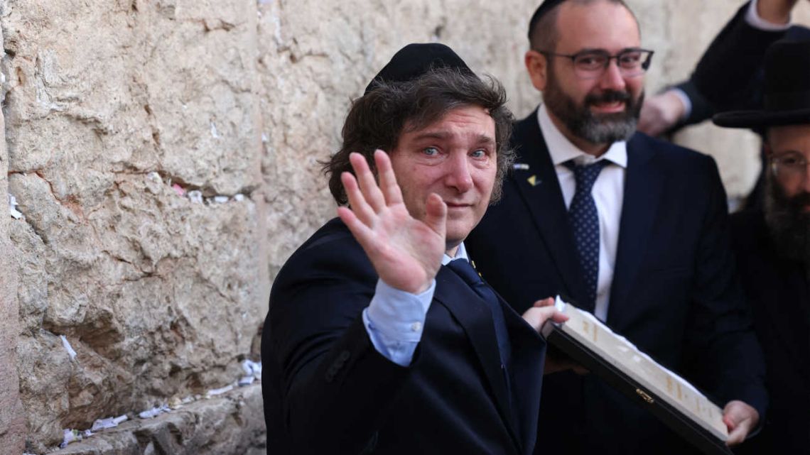 Milei desembarca en Roma para su esperado encuentro con el Papa ...