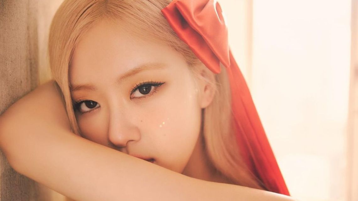 Rosé de BLACKPINK sorprendió con el adelanto de su nuevo tema ...