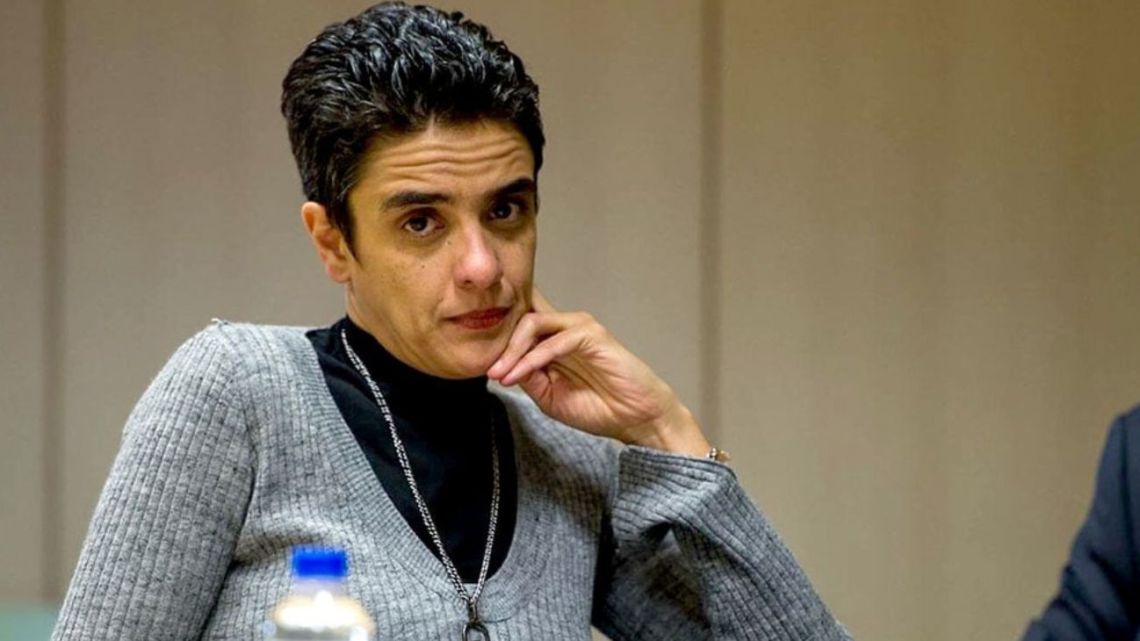 Sylvia Colombo (Folha de Sao Paulo): "La entrevista de Milei con La Nación me pareció vergonzosa ...