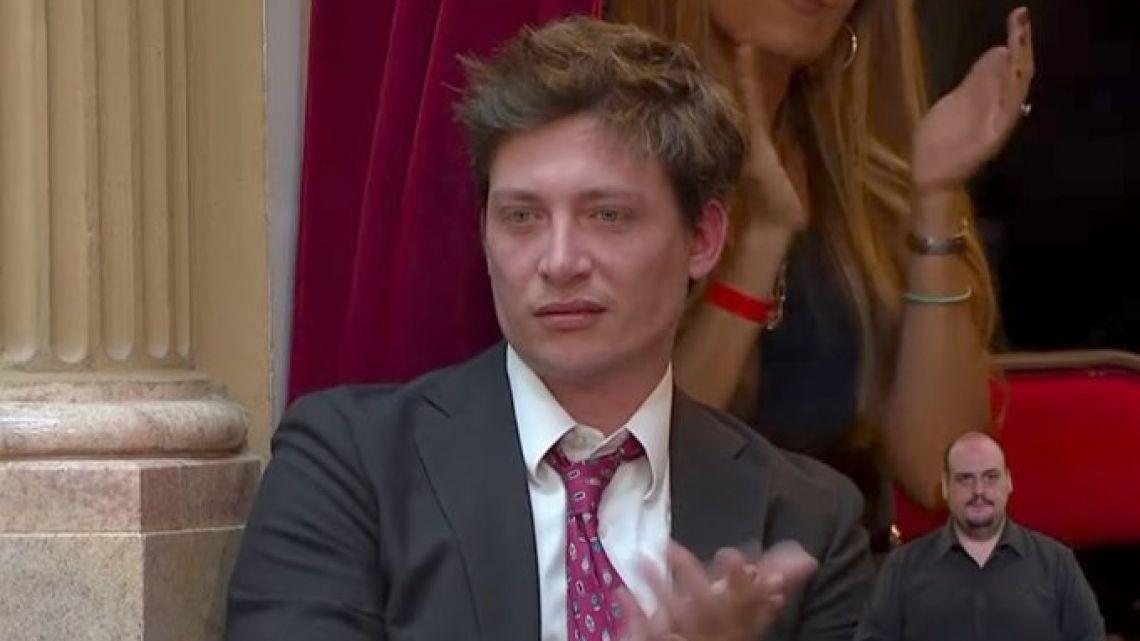 Santiago Caputo estuvo en el Congreso y se volvió viral | Caras