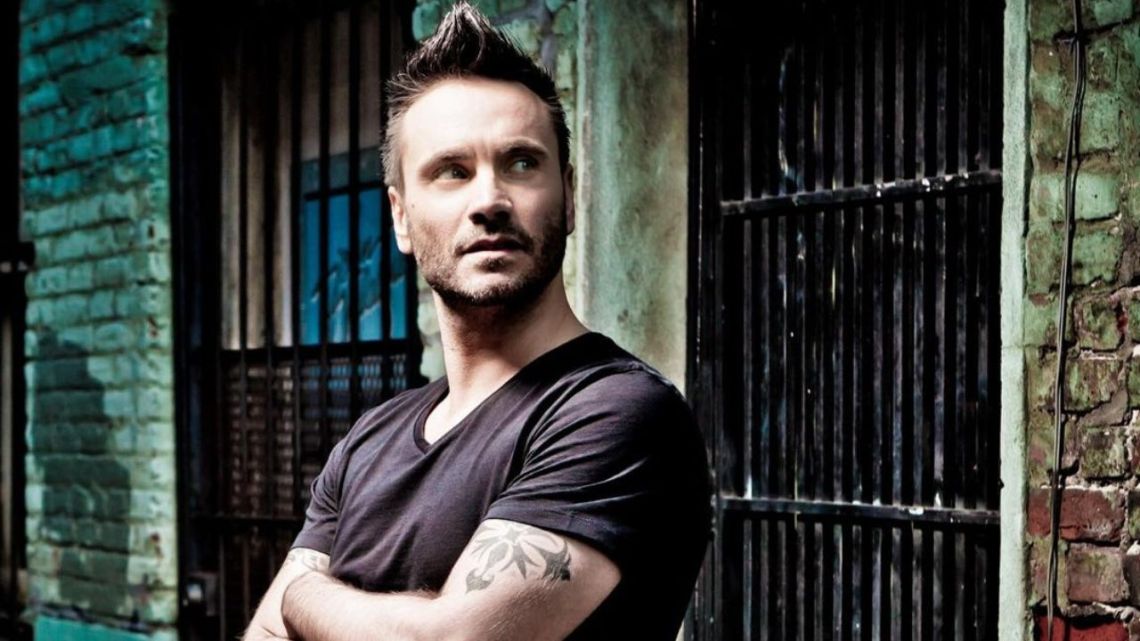 Nek, el cantante italiano que popularizó el tema "Laura no está" | Caras