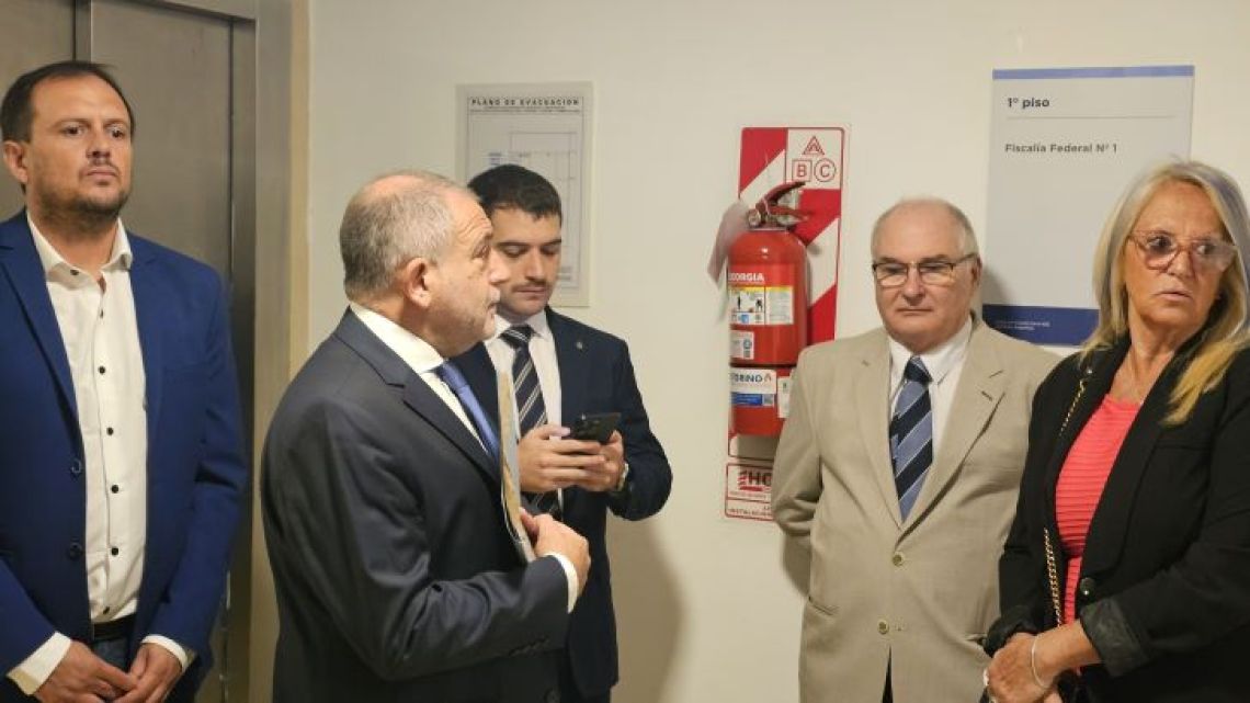 Luis Juez denunció a Rodio y funcionarios de la gestión municipal ...