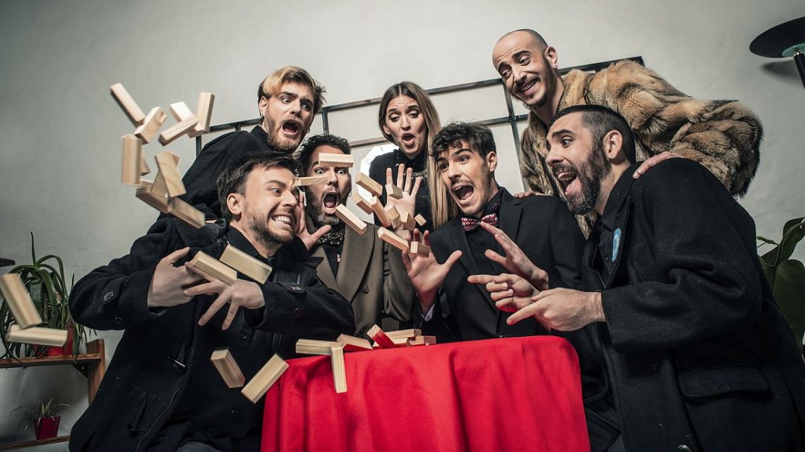 "Si Mon Dieu se compone 100 % de actuaciones improvisadas en el momento ...