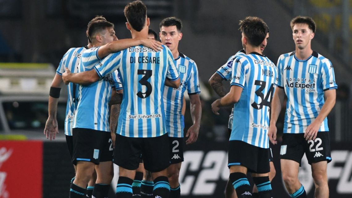 La inesperada decisión que tomó la dirigencia de Racing Club en cara al ...