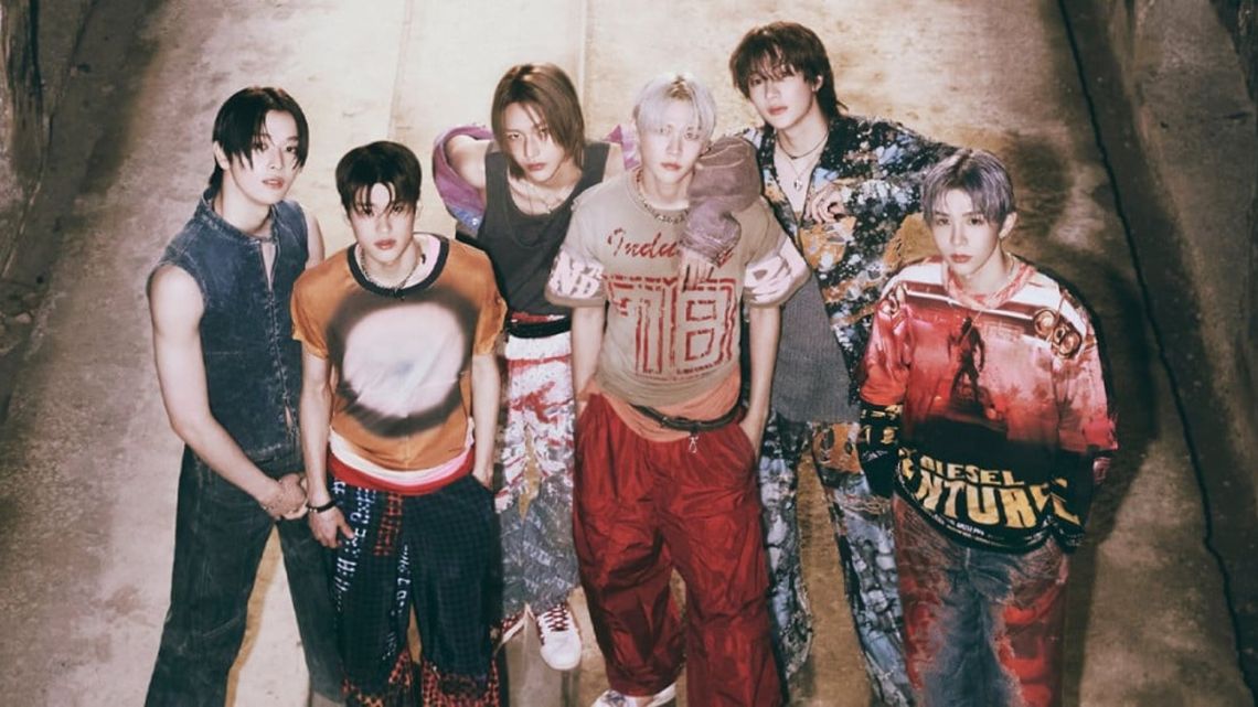 El grupo RIIZE lanzó su álbum debut "RIIZING", y los videos de "9 Days ...