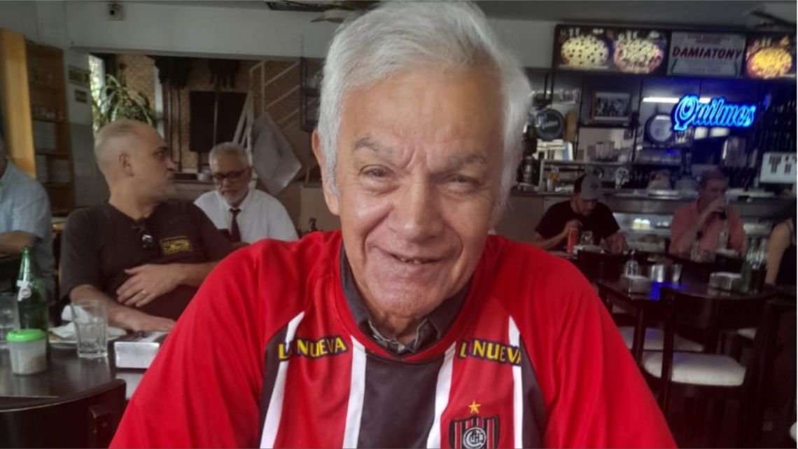 Encontraron en Plaza Italia a Ángel Hugo Bargas, exjugador de Chacarita ...