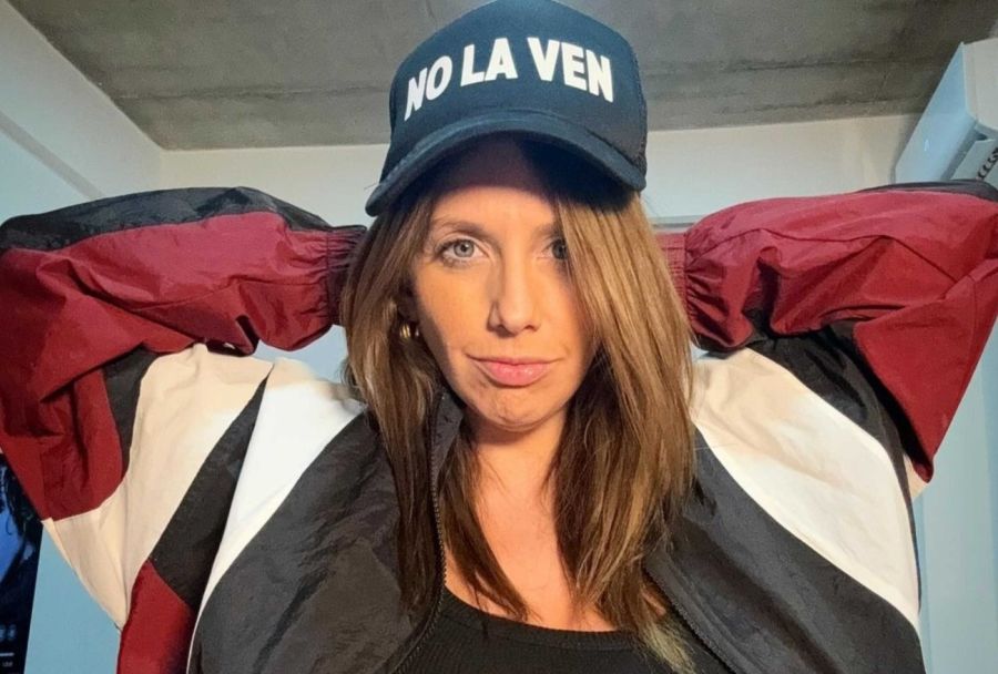 Una diputada de Milei promocionó una marca de armas con una pistola en la mano | Perfil