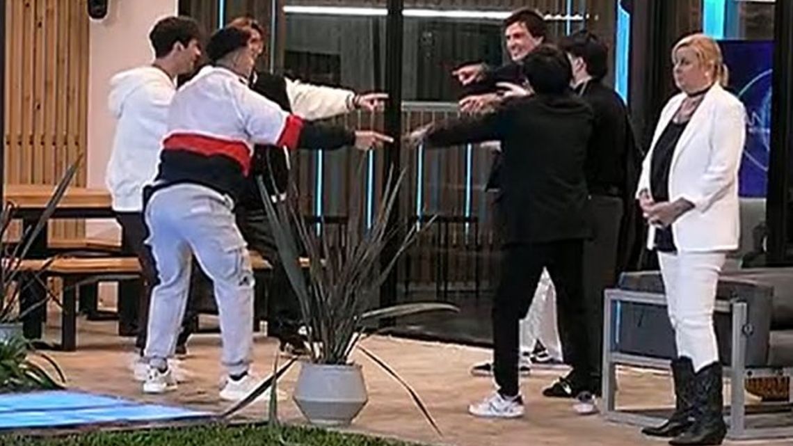 Gran Hermano: lluvia de memes tras la entrada de familiares y amigos de los jugadores | Exitoina