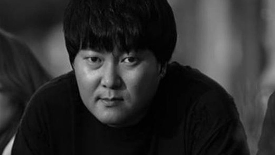 Jason, del emblemático grupo 2LSON, murió repentinamente durante un ...