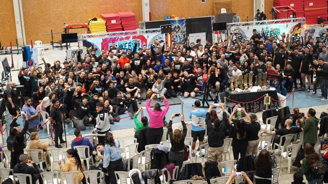 Nuevas innovaciones y récords en el Torneo Nacional de Powerlifting ...