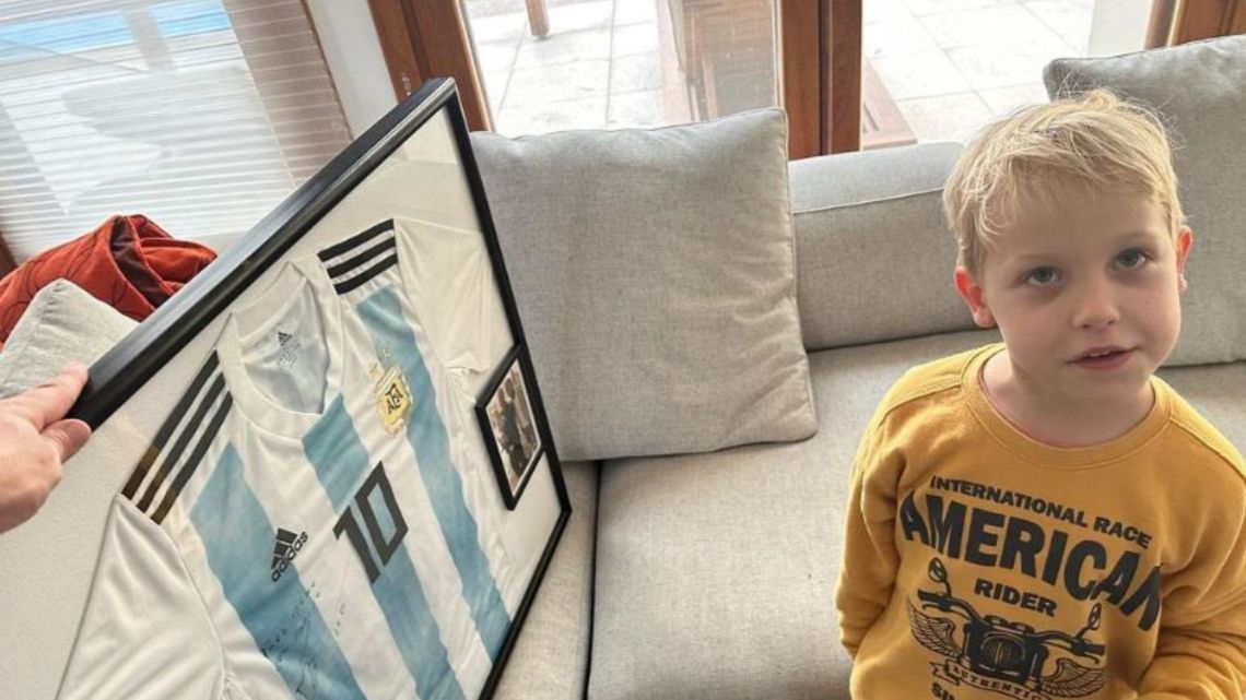 Mirko sorprende a todos al entregar la pelota del partido de la ...