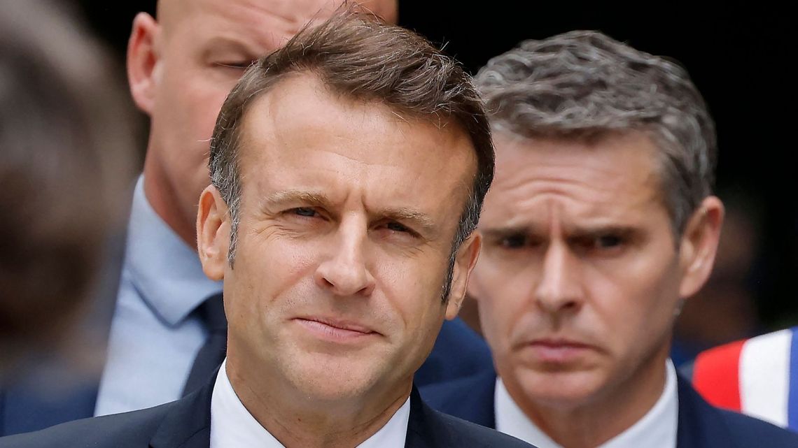Francia: Macron envió una carta para construir una mayoría sólida | Perfil
