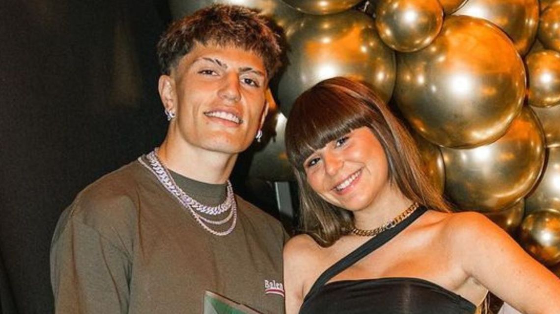 Alejandro Garnacho y Eva García realizaron un safari por Dubai | Caras