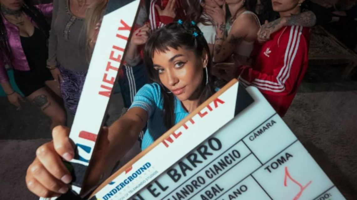 La primera imagen de María Becerra en el set de grabación de "En el barro", el spin-off de "El ...