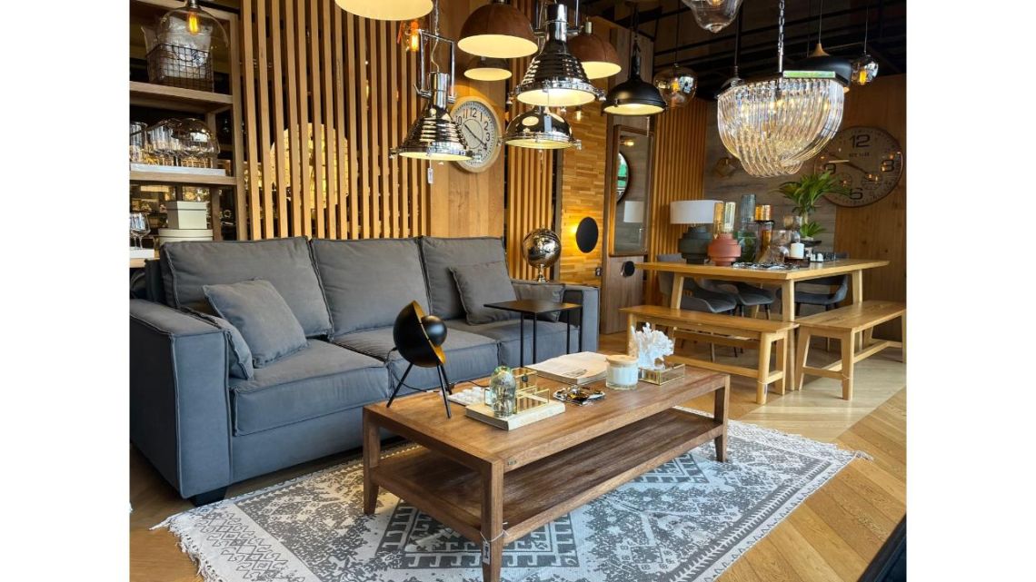 Barom: Cuatro Décadas de Innovación en Diseño y Decoración | Caras