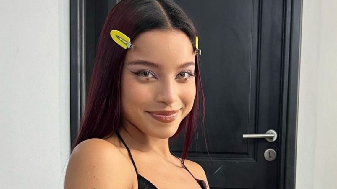 Se viralizó un video de Emilia Mernes en el que lanza un chiste con un ...