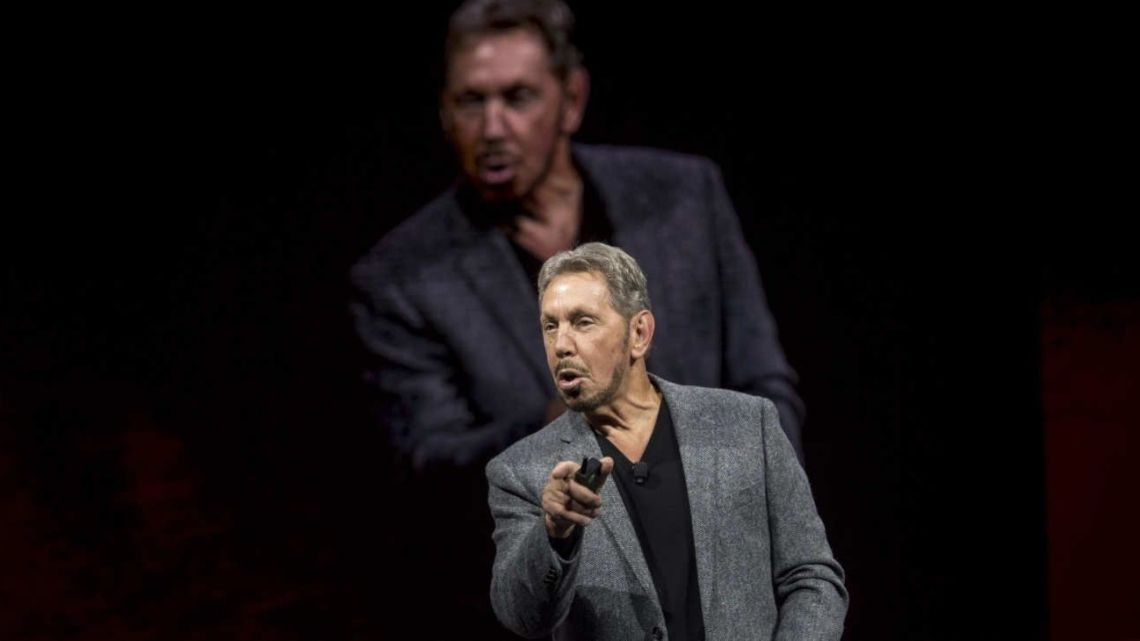 Larry Ellison amenaza con sacarle a Elon Musk el puesto del hombre más ...