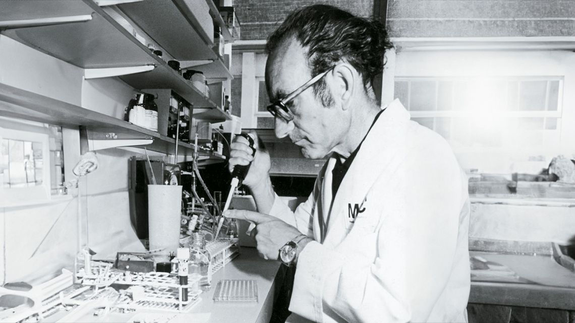 César Milstein, mal alumno, judío y libertario | Perfil