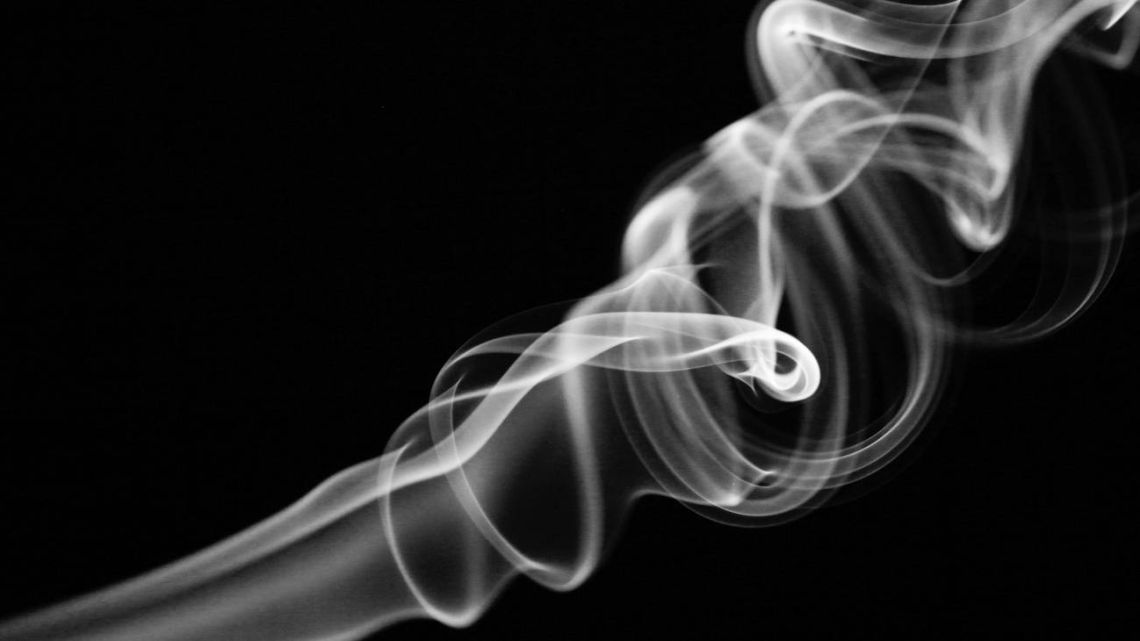 Volutas de humo | Perfil