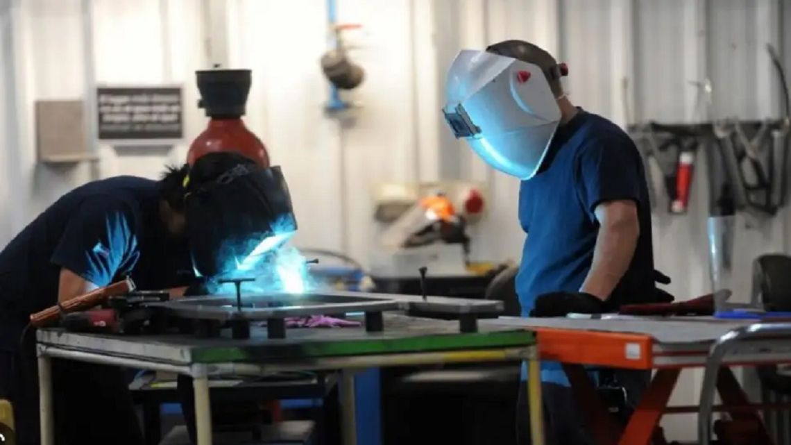 Industriales Advirtieron Que Podrían Cerrar 25 Mil Pymes Y Que Se