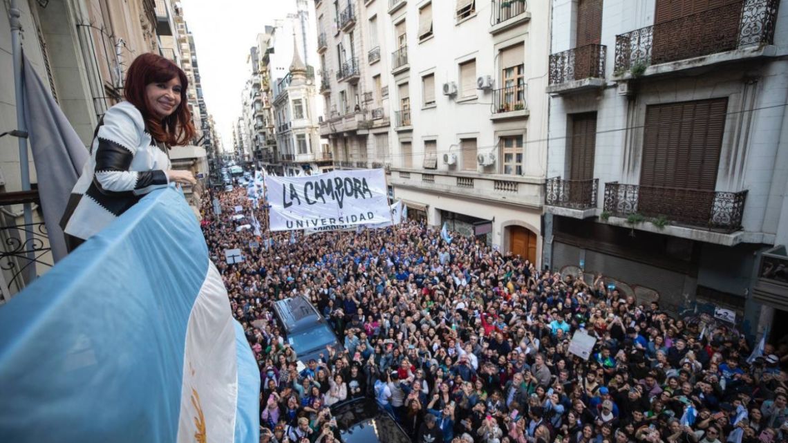 Cristina Kirchner piensa una candidatura en 2025 para sostener a La ...