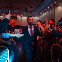 Tino Mossu: Transformando Vidas a Través del Cierre de Ventas | Caras