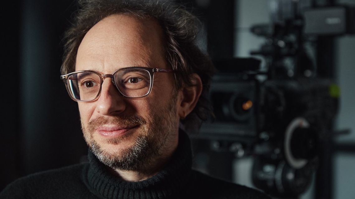 Alejandro Hartmann, el argentino que dirigió 'The Menendez Brothers ...