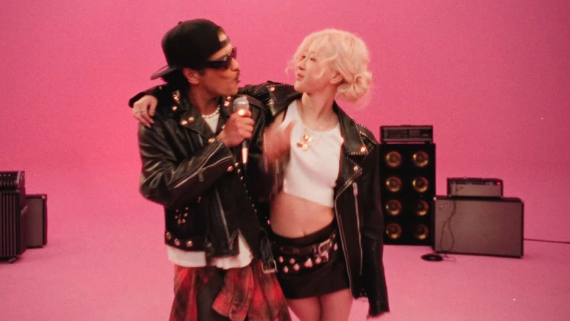 Qué significa "APT", el tema que Rosé lanzó junto a Bruno Mars y que es éxito mundial | Exitoina