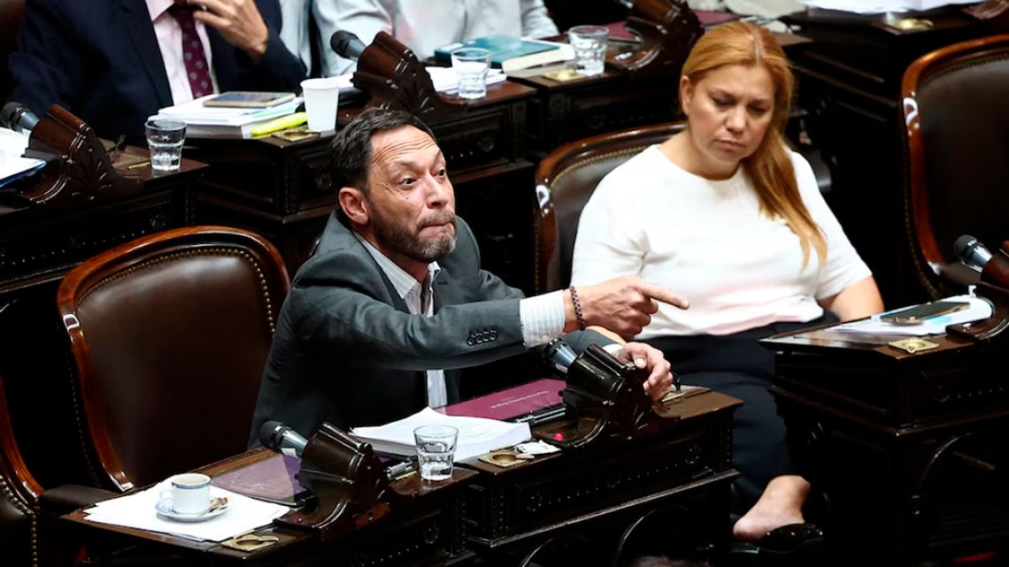 Piden información al Gobierno sobre la mujer ligada a la CPAC que ...