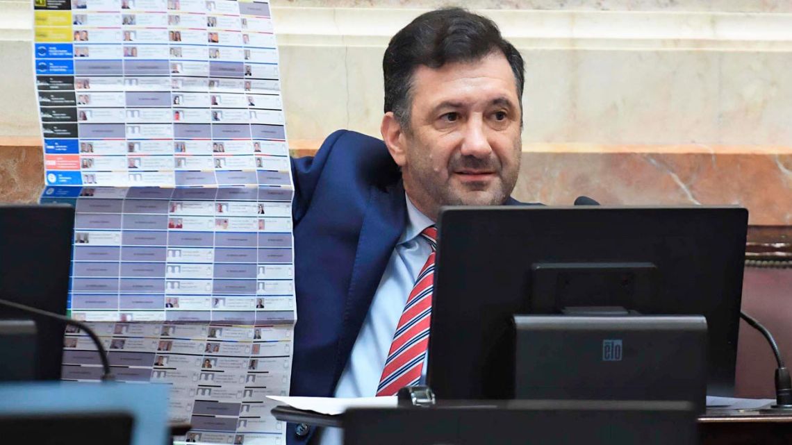 El fiscal que investiga al senador Kueider afirmó que la recolección de ...