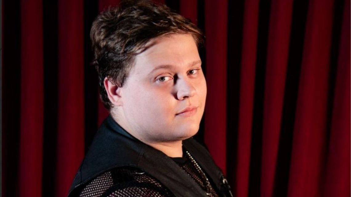 Luca Martín, el hijo de Matías Martín y Nancy Dupláa, se suma a Sex | Caras