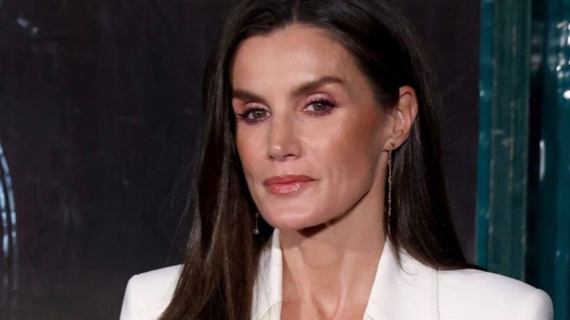 Letizia Ortiz y su guiño a la moda circular: rescató un vestido ...