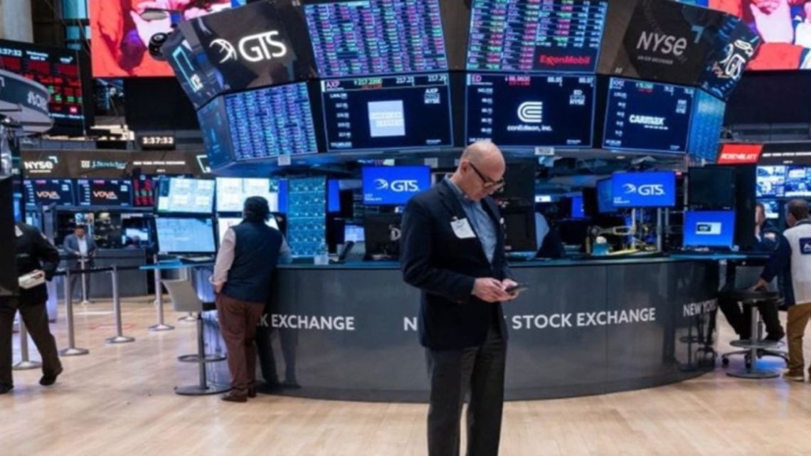 Cierre de mercados: qué pasó con los bonos y acciones argentinos este 22 de enero | Canal E