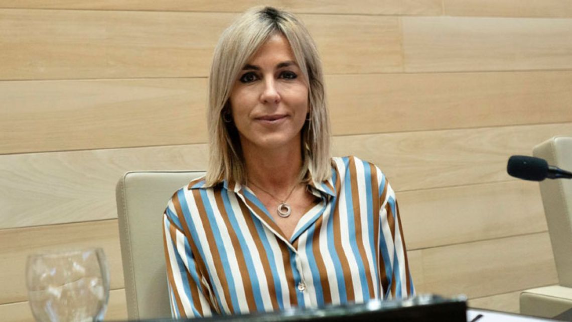 Alejandra Ferrero: Si se hace una alianza con Milei, es con el ...