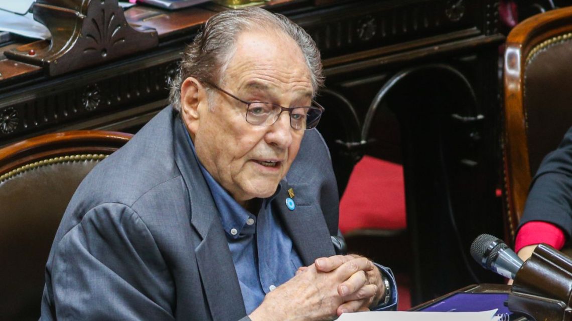 Carlos Heller: "Si se liberara el cepo, se produciría una aceleración ...
