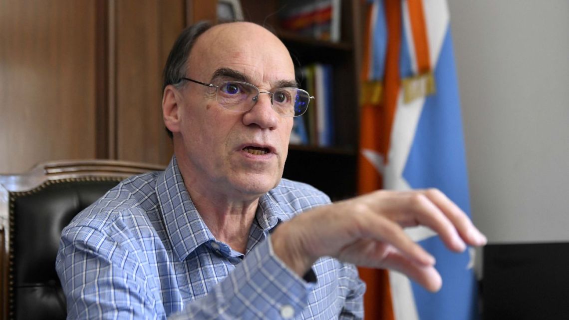 Senador radical: “Espert no debería estar cinco minutos más en la ...